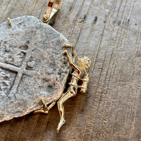 Spice Islands Shipwreck - 8 Reales - 14K Diver Pendant - Shipwreck ...